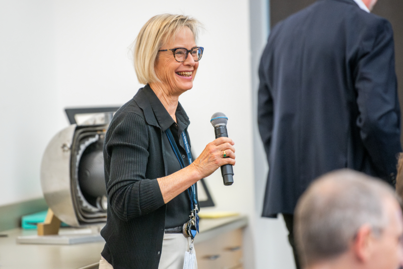 Berkeley Lab Workshop Charts Future of Compact Particle Accelerators ...